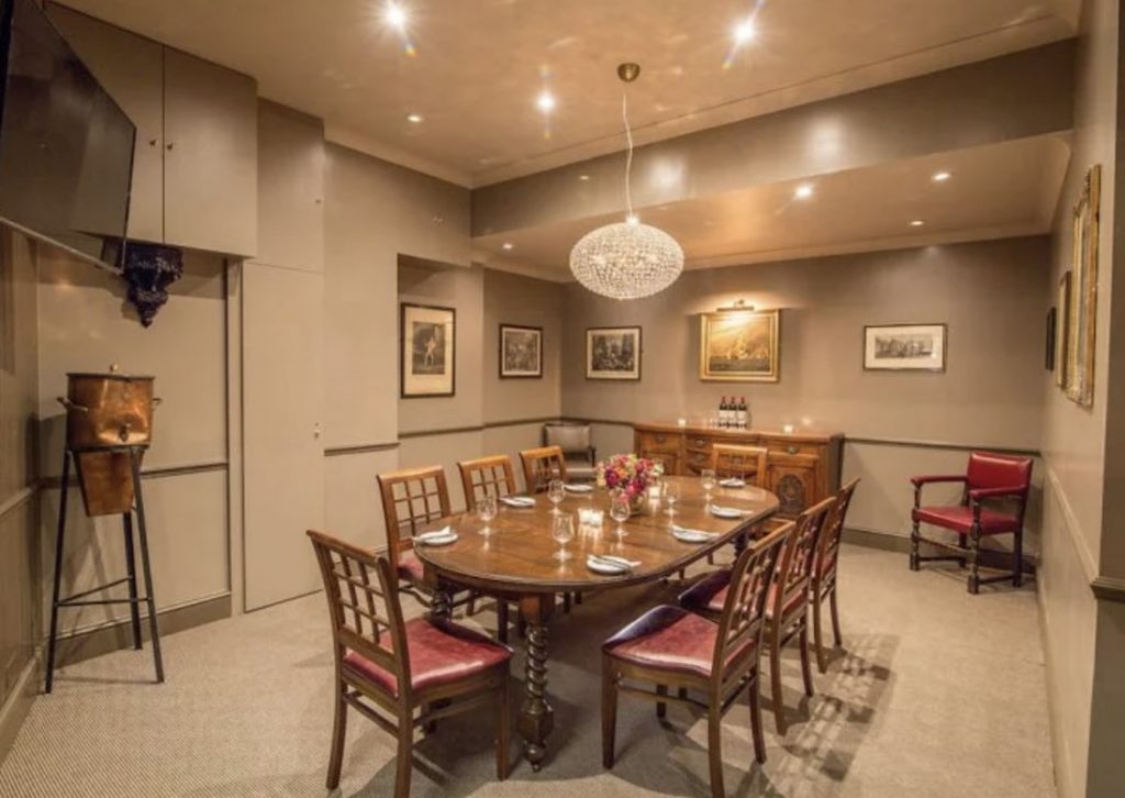 Private dining rooms at Davy's & El Vino venues in London