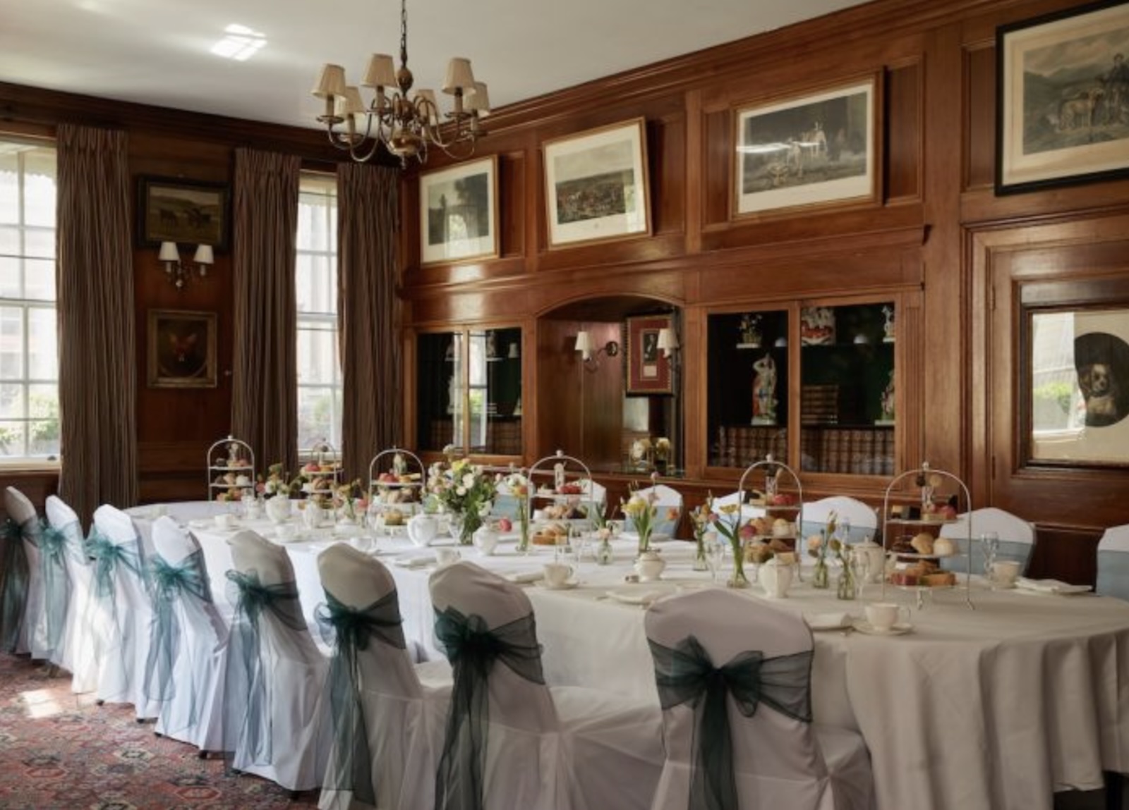 Luxury London hotels with private rooms for group dining